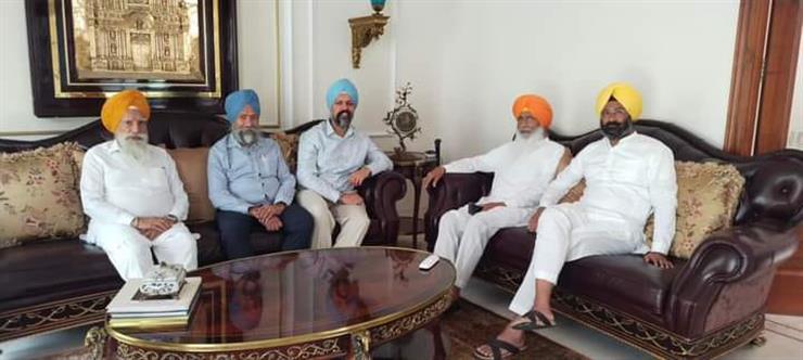 UK Sikh MP Tanmanjeet Singh Dhesi meets Sukhdev Singh Dhindsa at his ...