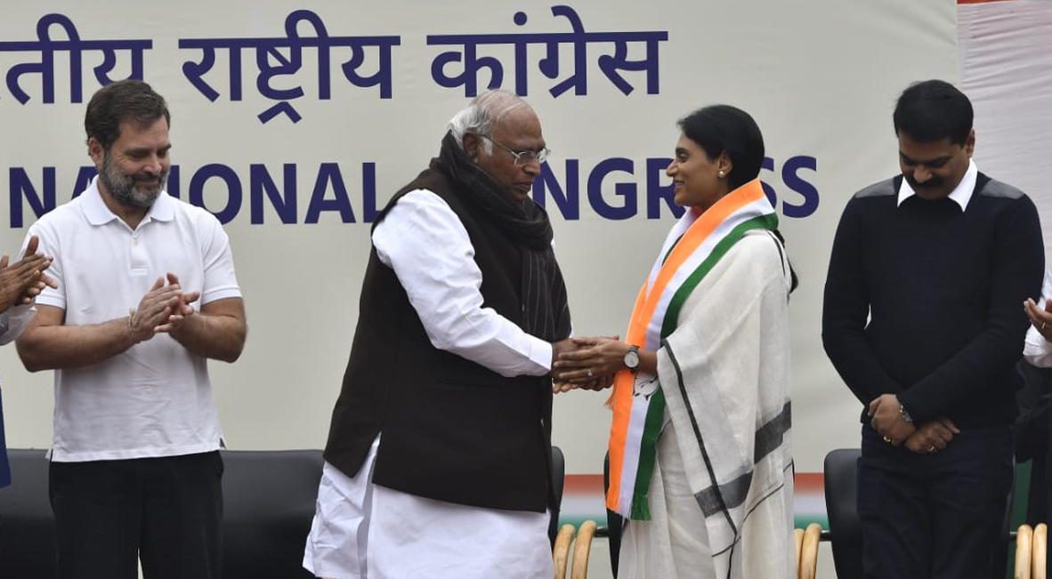 YS Sharmila, Andhra Pradesh CM Jagan’s sister joins Congress | Tehelka