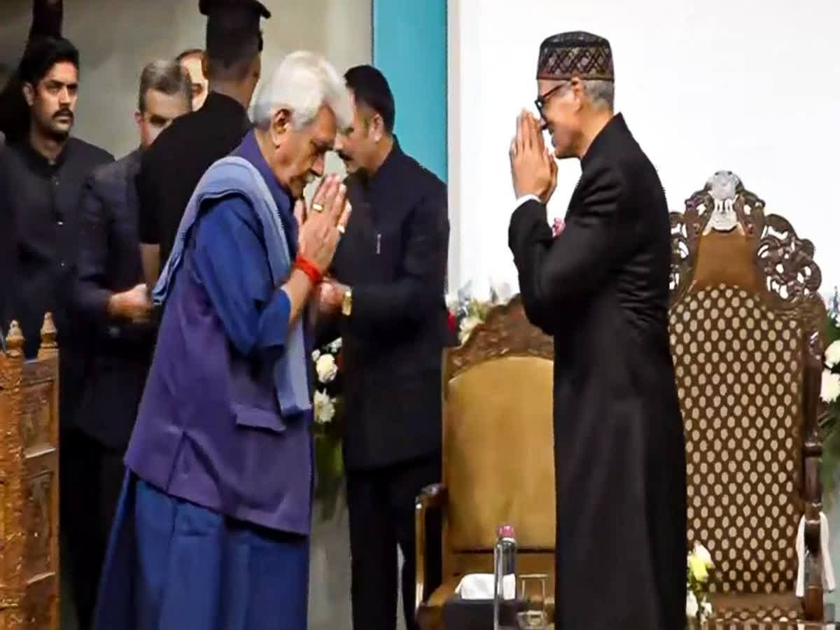 Omar Abdullah takes oath as J&K Chief Minister, Surinder Choudhary named Deputy CM | Tehelka